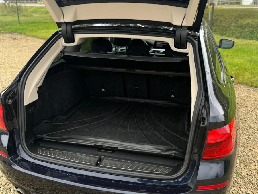 BMW 520 2019 Rīga, ar dzinēja tilpumu 2.00 L un nobraukumu 184 tūkst. km par 18300 €, foto 24 vietnē AUTOMOTO.COM.LV