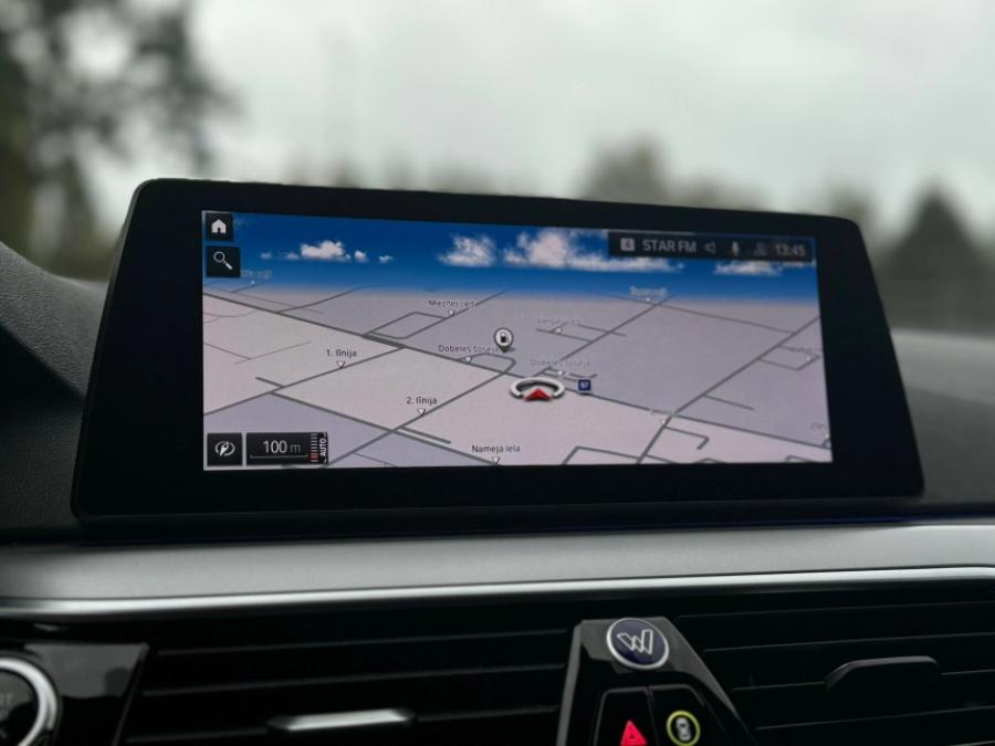 BMW 520 2019 Rīga, ar dzinēja tilpumu 2.00 L un nobraukumu 184 tūkst. km par 18300 €, foto 37 vietnē AUTOMOTO.COM.LV