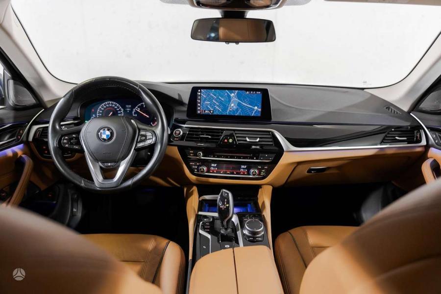 BMW 520 2019 in Vilnius, with an engine capacity of 2.00 L and mileage of 217 thousand km for 19771 €, photo 22 on AUTOMOTO.COM.LV
