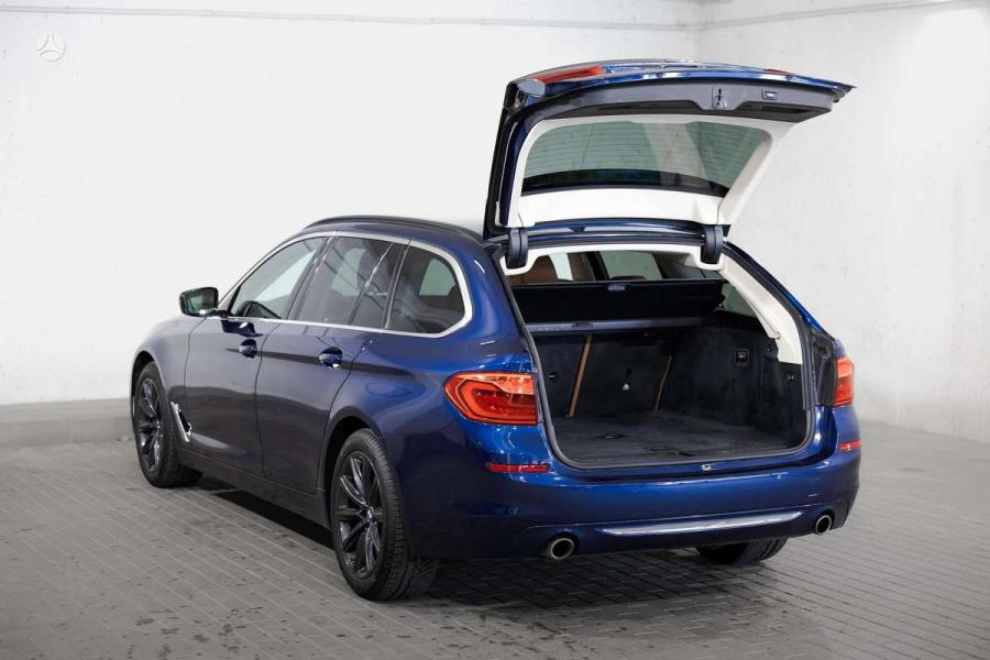 BMW 520 2019 in Vilnius, with an engine capacity of 2.00 L and mileage of 217 thousand km for 19771 €, photo 35 on AUTOMOTO.COM.LV