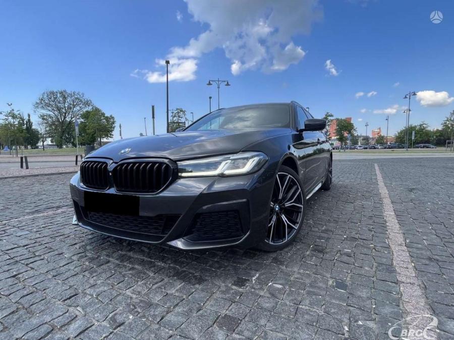 BMW 520 2020 in Vilnius, with an engine capacity of 2.00 L and mileage of 212 thousand km for 24900 €, photo 1 on AUTOMOTO.COM.LV