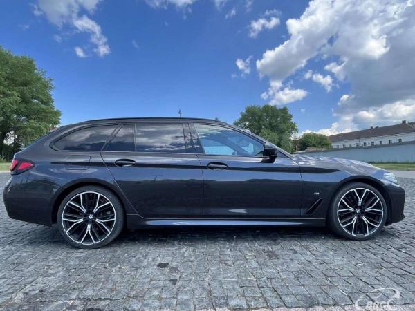 BMW 520 2020 in Vilnius, with an engine capacity of 2.00 L and mileage of 212 thousand km for 24900 €, photo 3 on AUTOMOTO.COM.LV