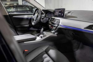 BMW 520 2020 in Vilnius, with an engine capacity of 2.00 L and mileage of 155 thousand km for 29991 €, photo 14 on AUTOMOTO.COM.LV