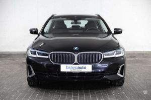 BMW 520 2022 in Vilnius, with an engine capacity of 2.00 L and mileage of 88 thousand km for 35991 €, photo 2 on AUTOMOTO.COM.LV