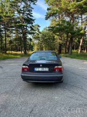 Violet BMW 520 1996 in Liepaja, with an engine capacity of 2.00 L and mileage of 348 thousand km for 1200 €, photo 4 on AUTOMOTO.COM.LV