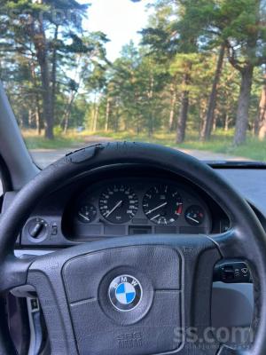 Violet BMW 520 1996 in Liepaja, with an engine capacity of 2.00 L and mileage of 348 thousand km for 1200 €, photo 7 on AUTOMOTO.COM.LV