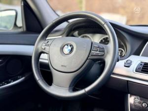 White BMW 520 2013 in Siauliai, with an engine capacity of 2.00 L and mileage of 233 thousand km for 12750 €, photo 19 on AUTOMOTO.COM.LV