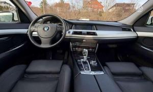 White BMW 520 2013 in Siauliai, with an engine capacity of 2.00 L and mileage of 233 thousand km for 12750 €, photo 21 on AUTOMOTO.COM.LV