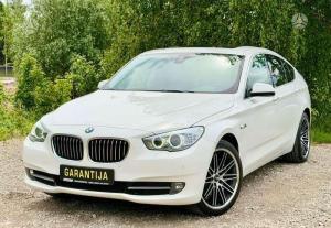 White BMW 520 2013 in Siauliai, with an engine capacity of 2.00 L and mileage of 233 thousand km for 12750 €, photo 3 on AUTOMOTO.COM.LV