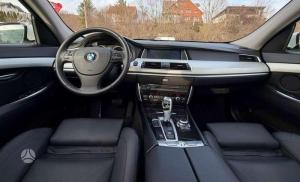 White BMW 520 2013 in Siauliai, with an engine capacity of 2.00 L and mileage of 233 thousand km for 12750 €, photo 25 on AUTOMOTO.COM.LV