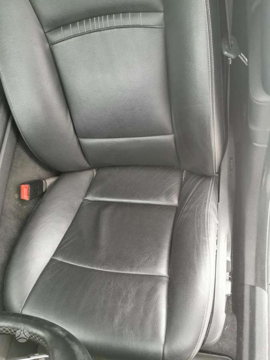 White BMW 520 2014 in Siauliai, with an engine capacity of 2.00 L and mileage of 224 thousand km for 10600 €, photo 9 on AUTOMOTO.COM.LV