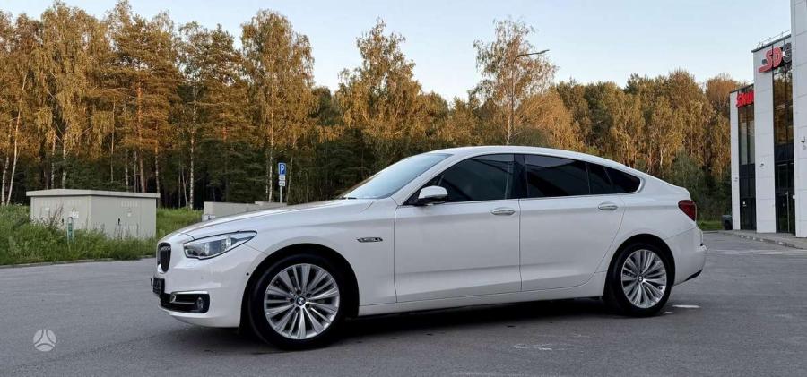Balts BMW 520 2015 Kauņa, ar dzinēja tilpumu 2.00 L un nobraukumu 184 tūkst. km par 14900 €, foto 24 vietnē AUTOMOTO.COM.LV