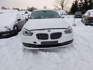 White BMW 520 2016 in Taurage, with an engine capacity of 2.00 L and mileage of 262 thousand km for 8200 €, photo 2 on AUTOMOTO.COM.LV