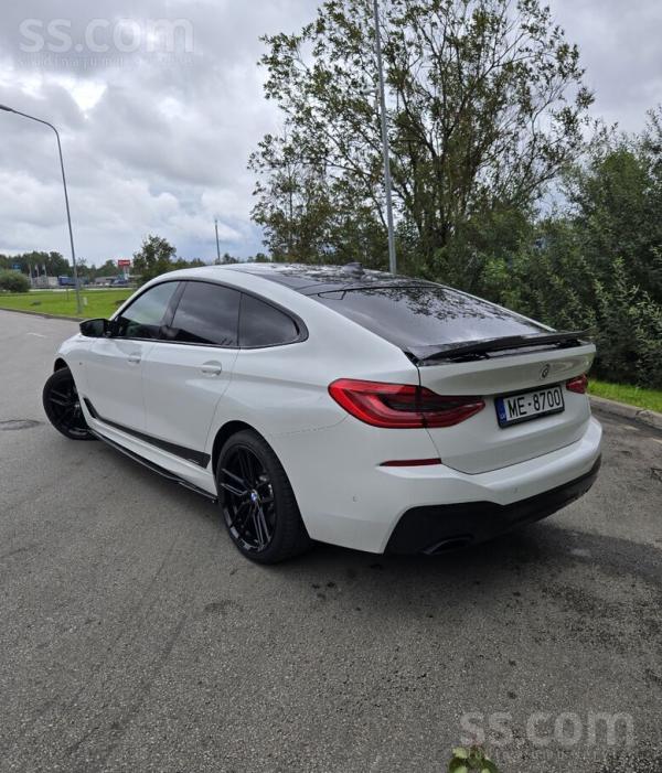 Balts BMW 520 2020 Rīga, ar dzinēja tilpumu 2.00 L un nobraukumu 198 tūkst. km par 29200 €, foto 5 vietnē AUTOMOTO.COM.LV
