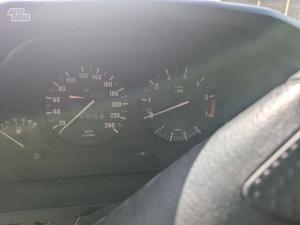 White BMW 520 1989 in Klaipeda, with an engine capacity of 2.00 L and mileage of 272 thousand km for 1600 €, photo 10 on AUTOMOTO.COM.LV