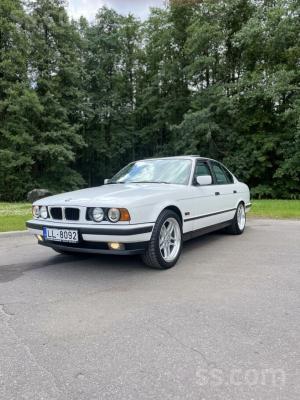 Balts BMW 520 1994 Rīga, ar dzinēja tilpumu 2.00 L un nobraukumu 310 tūkst. km par 7990 €, foto 2 vietnē AUTOMOTO.COM.LV