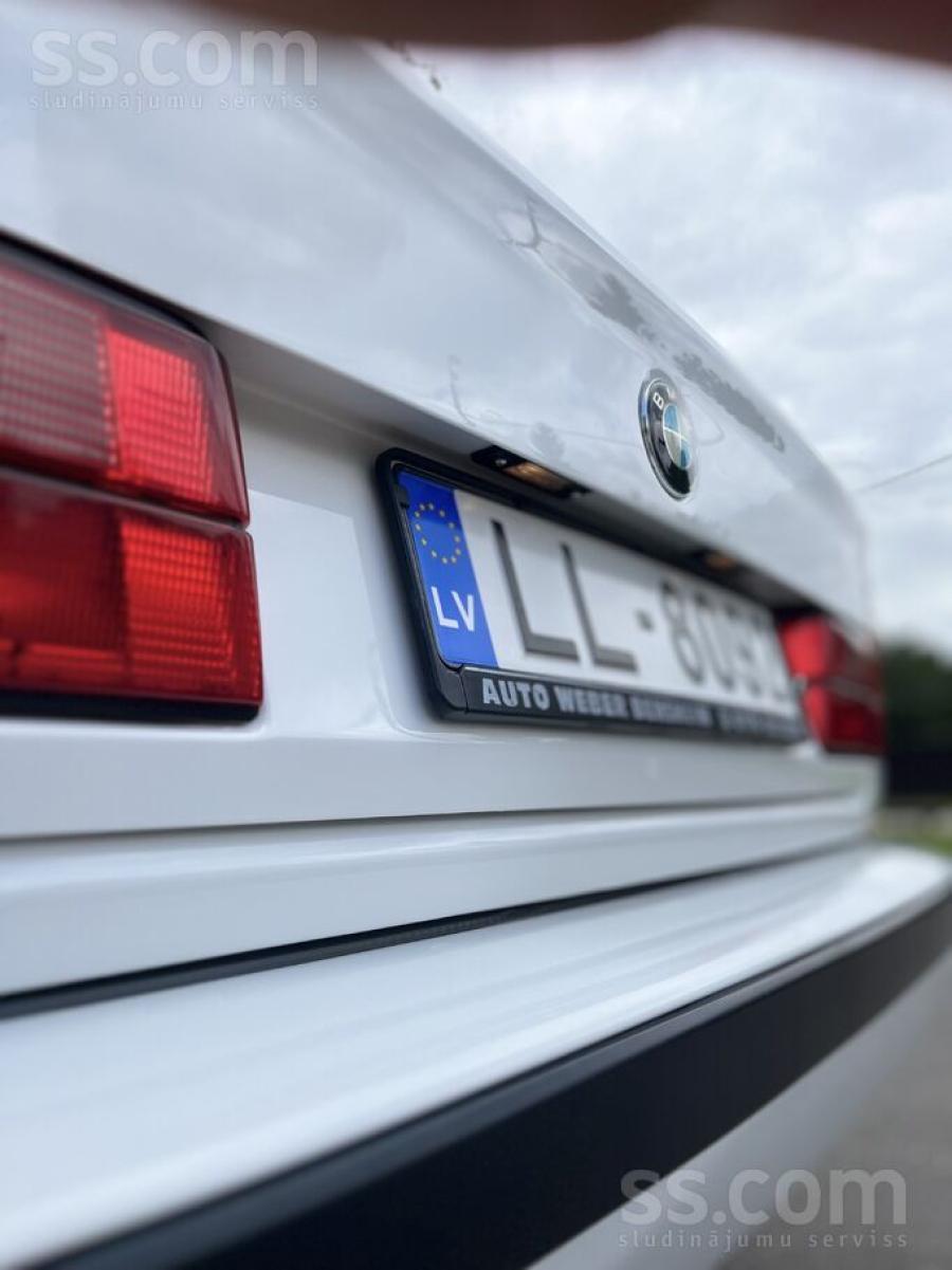 Balts BMW 520 1994 Rīga, ar dzinēja tilpumu 2.00 L un nobraukumu 310 tūkst. km par 7990 €, foto 6 vietnē AUTOMOTO.COM.LV