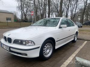 White BMW 520 2000 in Riga, with an engine capacity of 2.00 L and mileage of 210 thousand km for 3500 €, photo  on AUTOMOTO.COM.LV