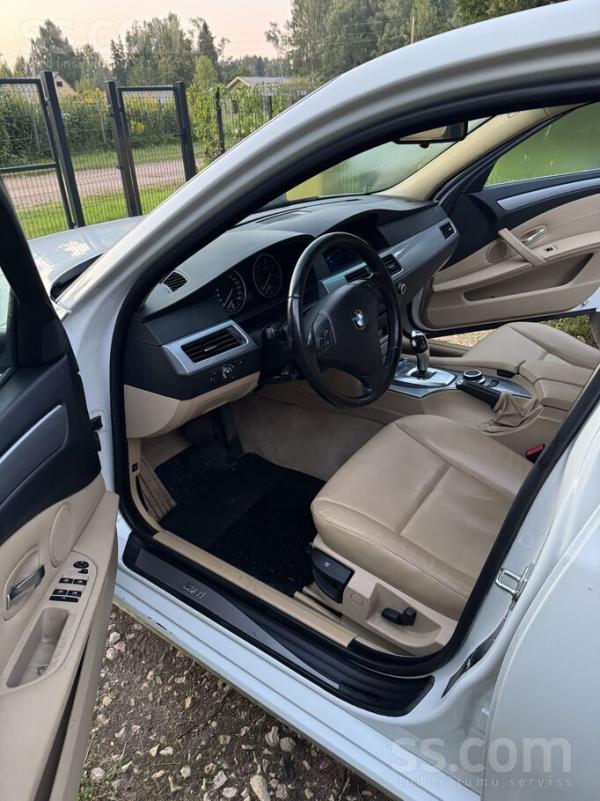 White BMW 520 2008 in Riga, with an engine capacity of 2.00 L and mileage of 333 thousand km for 5700 €, photo 8 on AUTOMOTO.COM.LV