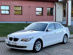 БМВ 520 2008 в Рига на AUTOMOTO.COM.LV Белый БМВ 520 2008 в Рига, объемом двигателя 2.00 л и пробегом 330 тыс. км за 3990 €, фото 1 на AUTOMOTO.COM.LV