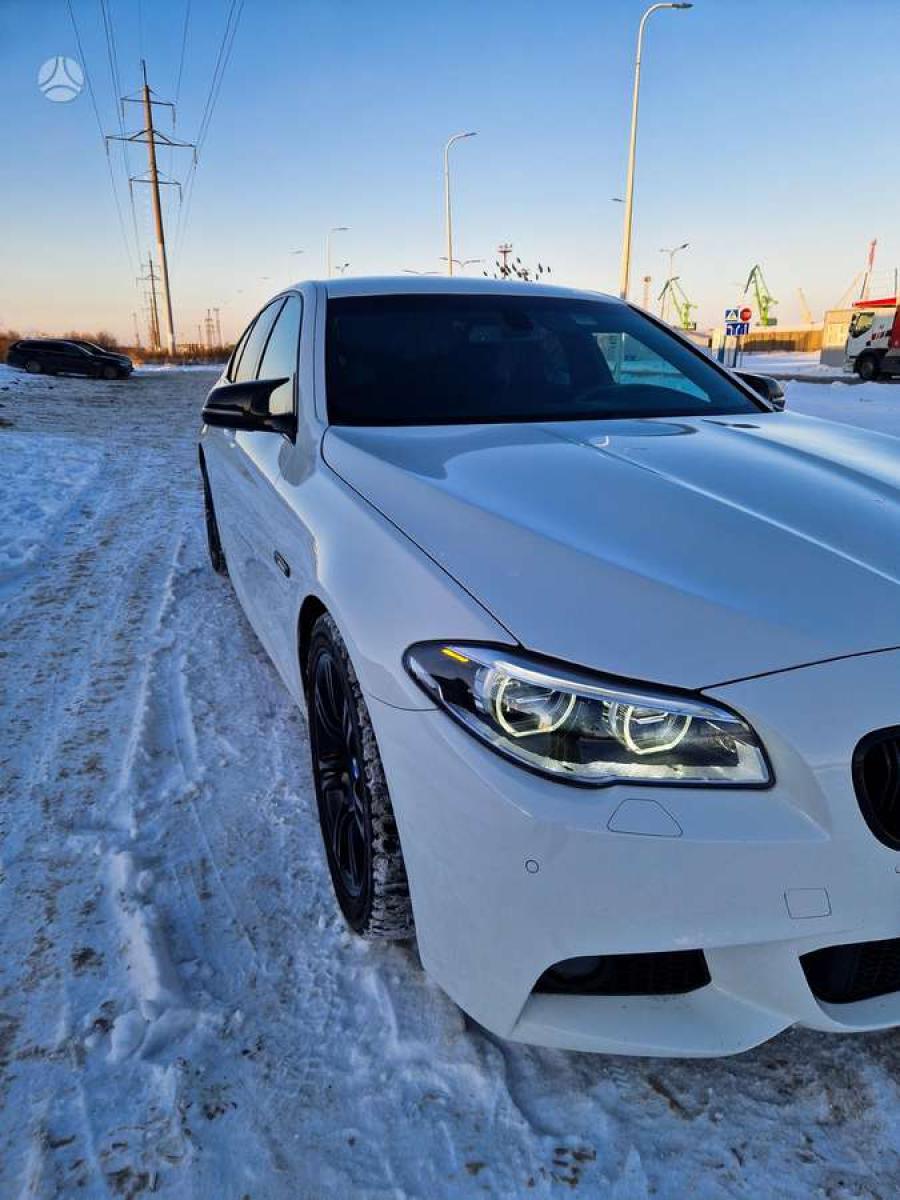 White BMW 520 2010 in Klaipeda, with an engine capacity of 2.00 L and mileage of 330 thousand km for 11000 €, photo 2 on AUTOMOTO.COM.LV