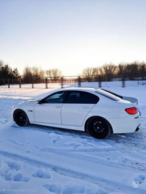 White BMW 520 2010 in Klaipeda, with an engine capacity of 2.00 L and mileage of 330 thousand km for 11000 €, photo 5 on AUTOMOTO.COM.LV