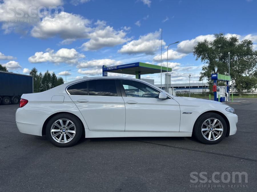 Balts BMW 520 2010 Daugavpils, ar dzinēja tilpumu 2.00 L un nobraukumu 310 tūkst. km par 8000 €, foto 8 vietnē AUTOMOTO.COM.LV