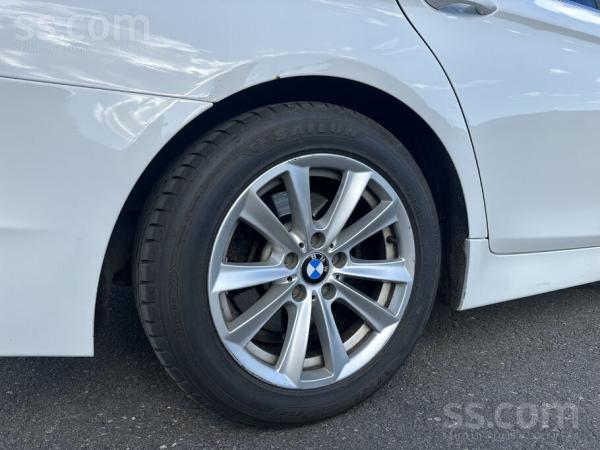 Balts BMW 520 2010 Daugavpils, ar dzinēja tilpumu 2.00 L un nobraukumu 310 tūkst. km par 8000 €, foto 10 vietnē AUTOMOTO.COM.LV
