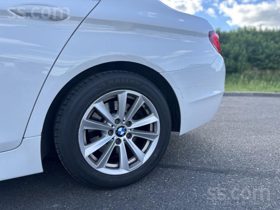 Balts BMW 520 2010 Daugavpils, ar dzinēja tilpumu 2.00 L un nobraukumu 310 tūkst. km par 8000 €, foto 12 vietnē AUTOMOTO.COM.LV