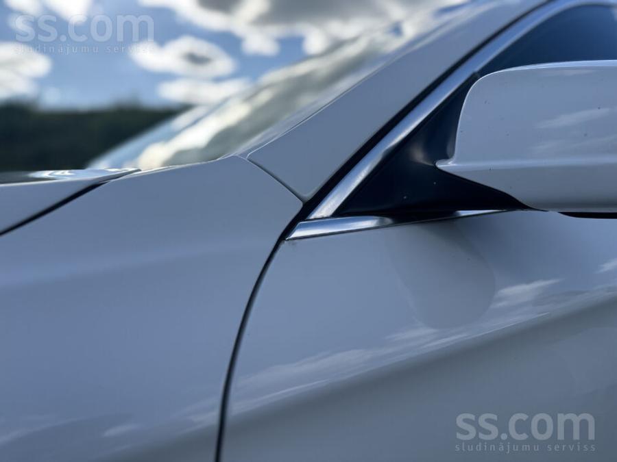 Balts BMW 520 2010 Daugavpils, ar dzinēja tilpumu 2.00 L un nobraukumu 310 tūkst. km par 8000 €, foto 13 vietnē AUTOMOTO.COM.LV