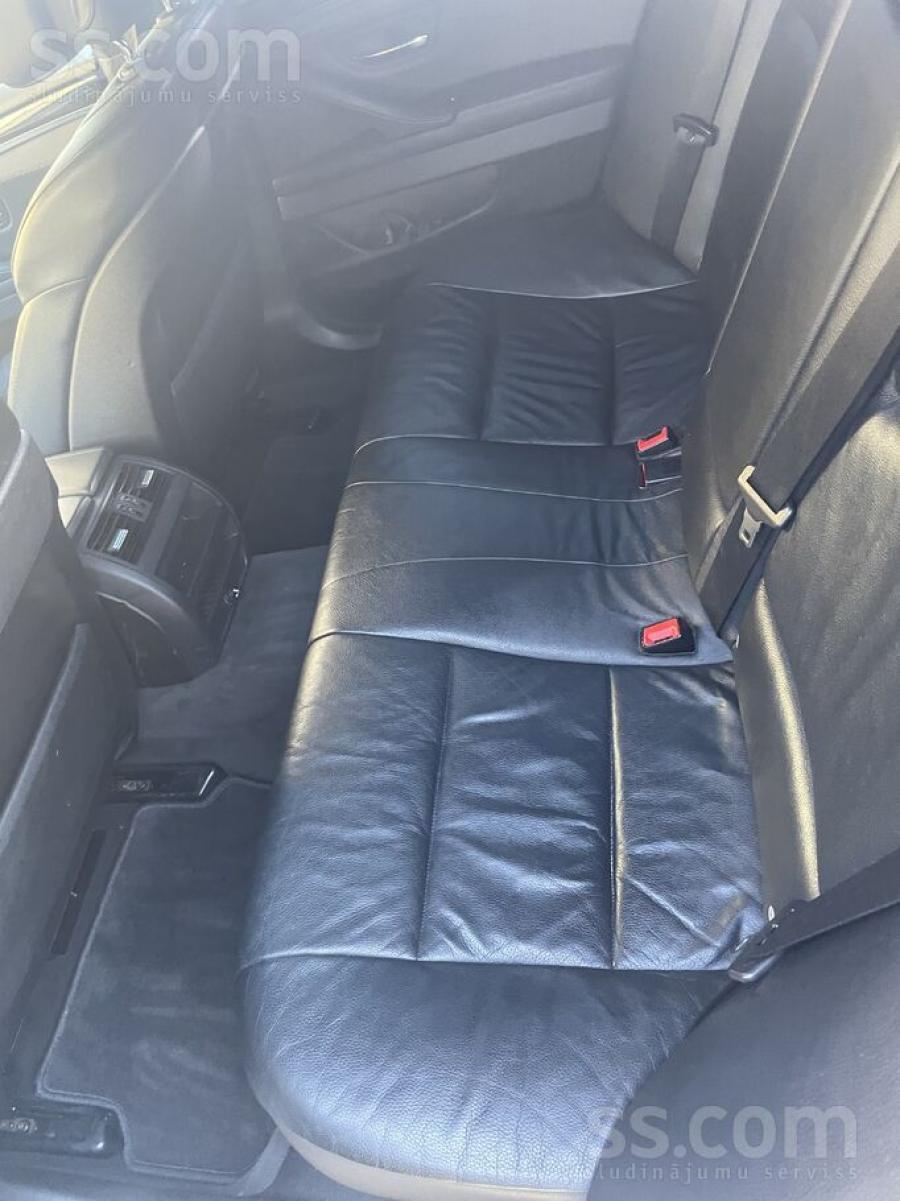 Balts BMW 520 2010 Daugavpils, ar dzinēja tilpumu 2.00 L un nobraukumu 212 tūkst. km par 10600 €, foto 14 vietnē AUTOMOTO.COM.LV