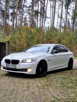Balts BMW 520 2010 Jūrmala, ar dzinēja tilpumu 2.00 L un nobraukumu 354 tūkst. km par 9100 €, foto 3 vietnē AUTOMOTO.COM.LV