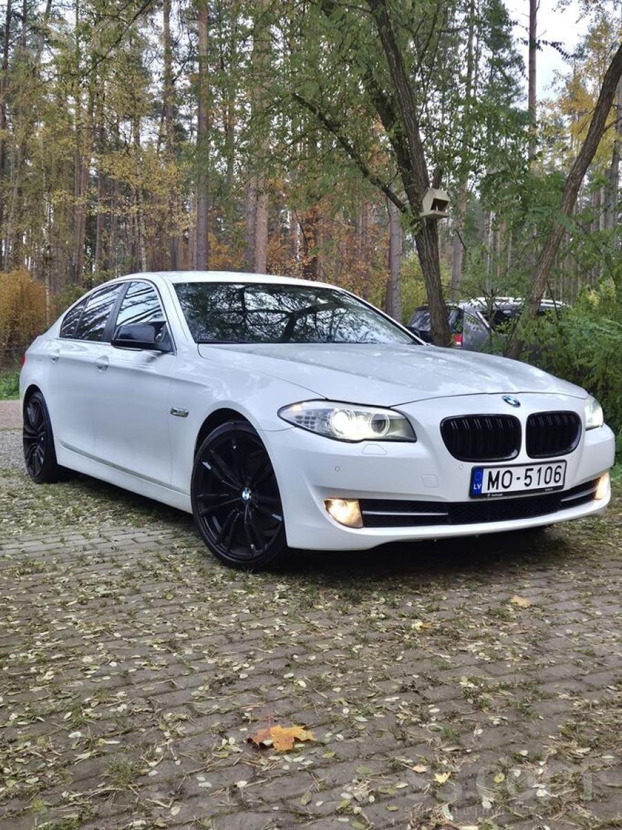 Balts BMW 520 2010 Jūrmala, ar dzinēja tilpumu 2.00 L un nobraukumu 354 tūkst. km par 9100 €, foto 4 vietnē AUTOMOTO.COM.LV