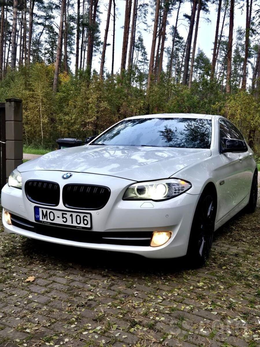 Balts BMW 520 2010 Jūrmala, ar dzinēja tilpumu 2.00 L un nobraukumu 354 tūkst. km par 9100 €, foto 8 vietnē AUTOMOTO.COM.LV