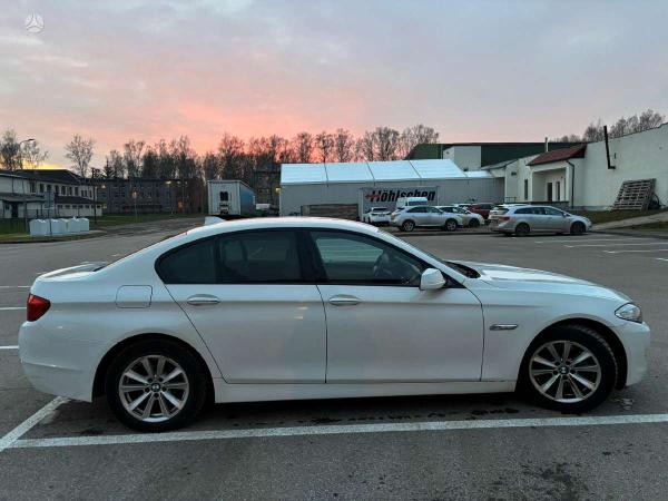Balts BMW 520 2011 Prienai, ar dzinēja tilpumu 0.00 L un nobraukumu 296 tūkst. km par 7450 €, foto 5 vietnē AUTOMOTO.COM.LV