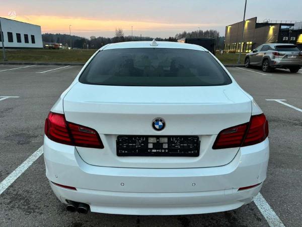 Balts BMW 520 2011 Prienai, ar dzinēja tilpumu 0.00 L un nobraukumu 296 tūkst. km par 7450 €, foto 7 vietnē AUTOMOTO.COM.LV