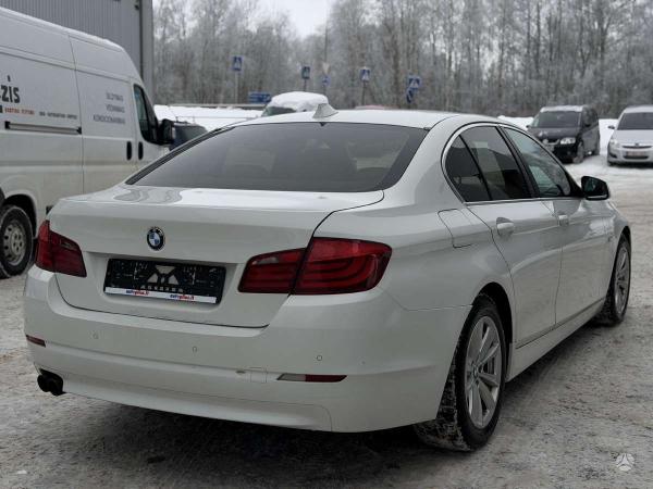 Balts BMW 520 2011 Rokiškis, ar dzinēja tilpumu 2.00 L un nobraukumu 440 tūkst. km par 5200 €, foto 6 vietnē AUTOMOTO.COM.LV