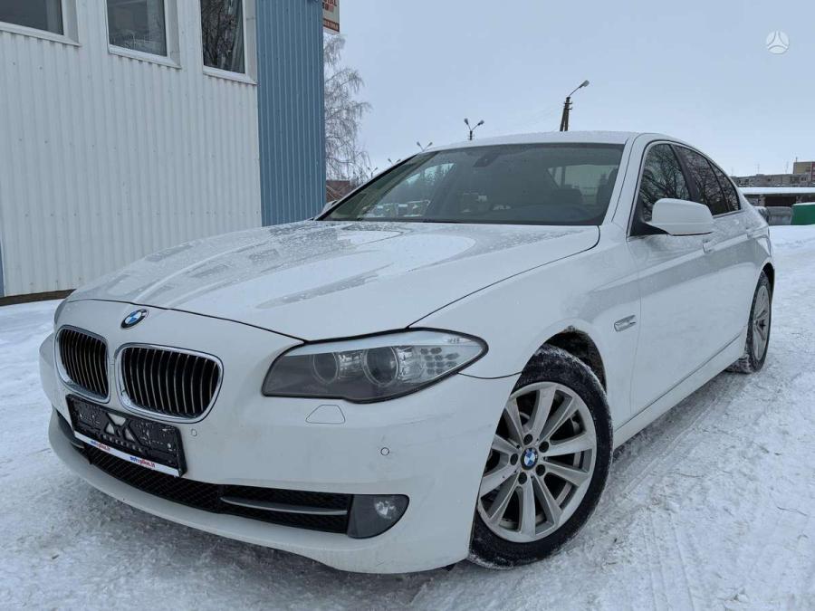 Balts BMW 520 2011 Rokiškis, ar dzinēja tilpumu 2.00 L un nobraukumu 440 tūkst. km par 5250 €, foto 1 vietnē AUTOMOTO.COM.LV