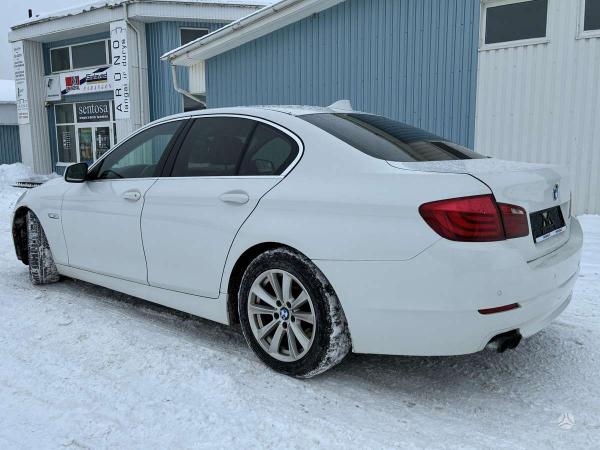 Balts BMW 520 2011 Rokiškis, ar dzinēja tilpumu 2.00 L un nobraukumu 440 tūkst. km par 5250 €, foto 3 vietnē AUTOMOTO.COM.LV