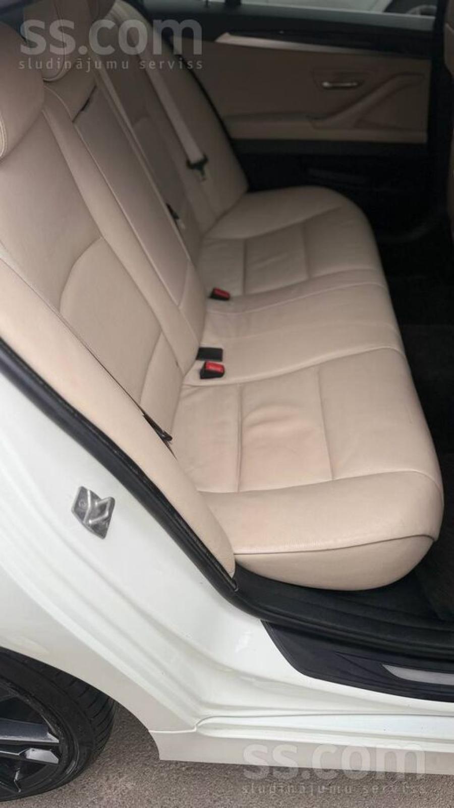 Balts BMW 520 2011 Rīga, ar dzinēja tilpumu 2.00 L un nobraukumu 349 tūkst. km par 8500 €, foto 11 vietnē AUTOMOTO.COM.LV
