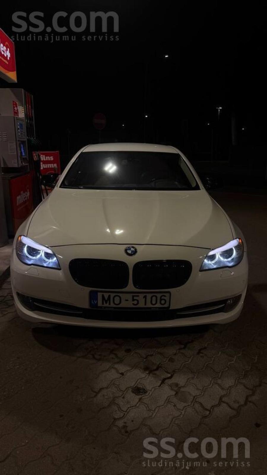 Balts BMW 520 2011 Rīga, ar dzinēja tilpumu 2.00 L un nobraukumu 349 tūkst. km par 8500 €, foto 12 vietnē AUTOMOTO.COM.LV