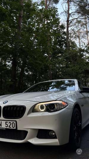 White BMW 520 2011 in Kaunas, with an engine capacity of 2.00 L and mileage of 226 thousand km for 11000 €, photo 3 on AUTOMOTO.COM.LV