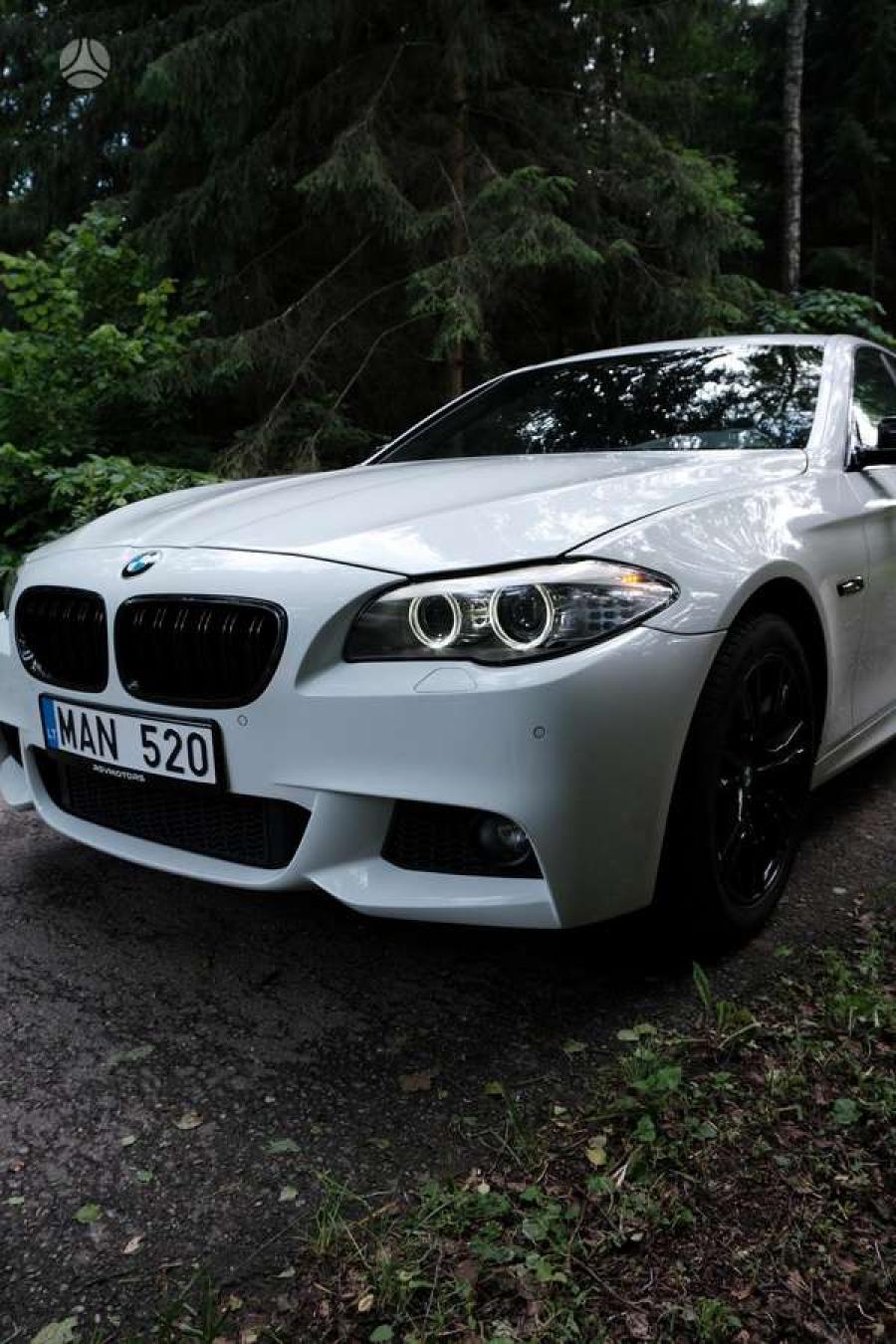 White BMW 520 2011 in Kaunas, with an engine capacity of 2.00 L and mileage of 226 thousand km for 11000 €, photo 5 on AUTOMOTO.COM.LV