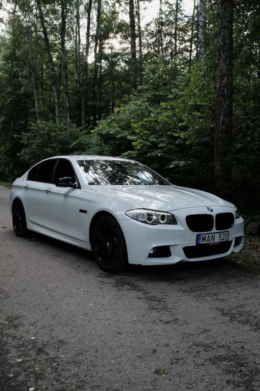 White BMW 520 2011 in Kaunas, with an engine capacity of 2.00 L and mileage of 226 thousand km for 11000 €, photo 8 on AUTOMOTO.COM.LV