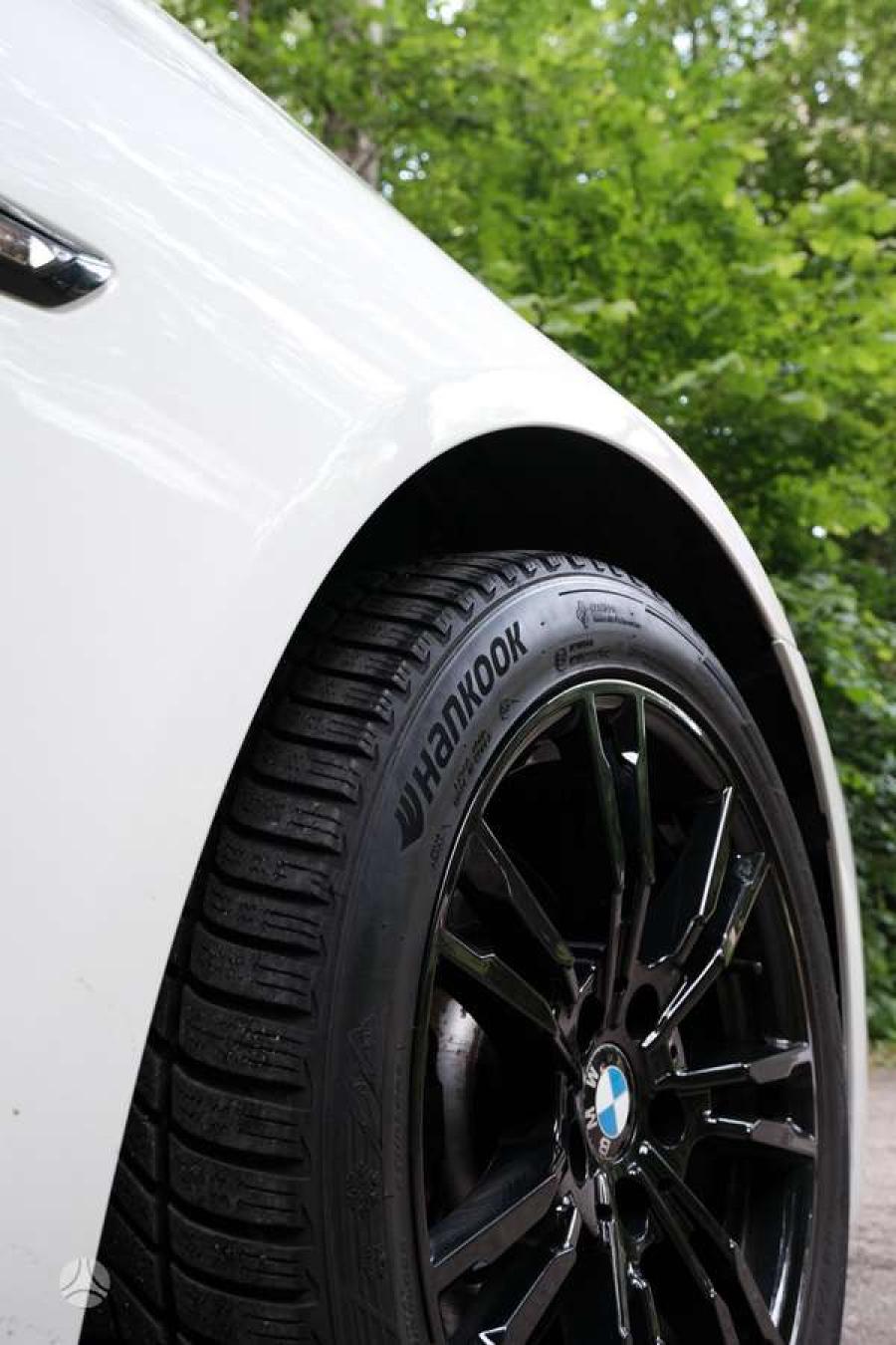 White BMW 520 2011 in Kaunas, with an engine capacity of 2.00 L and mileage of 226 thousand km for 11000 €, photo 9 on AUTOMOTO.COM.LV