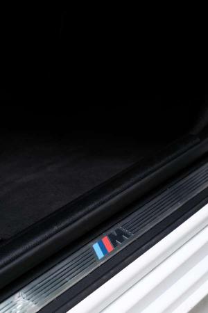 White BMW 520 2011 in Kaunas, with an engine capacity of 2.00 L and mileage of 226 thousand km for 11000 €, photo 11 on AUTOMOTO.COM.LV