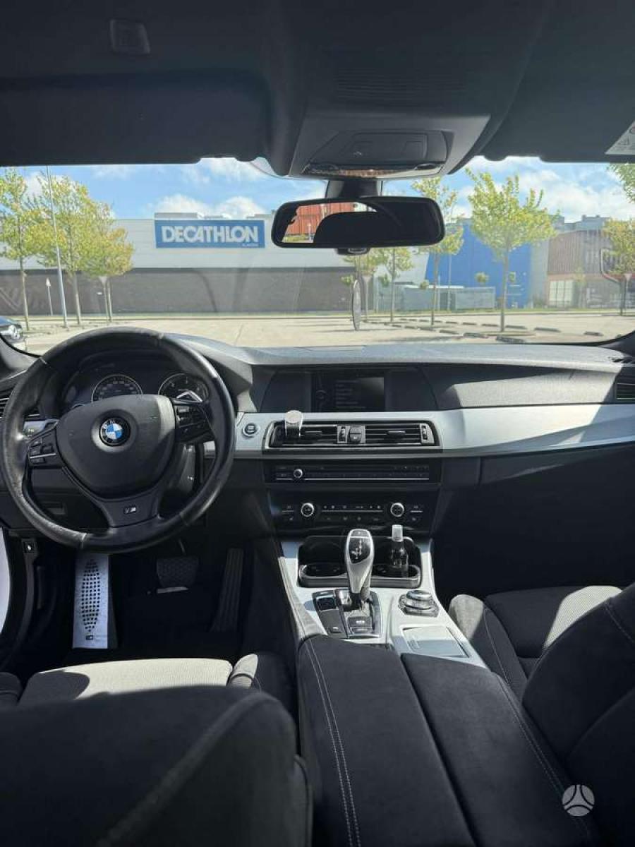 White BMW 520 2011 in Klaipeda, with an engine capacity of 2.00 L and mileage of 260 thousand km for 9199 €, photo 6 on AUTOMOTO.COM.LV