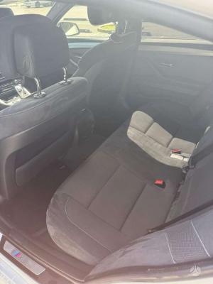 White BMW 520 2011 in Klaipeda, with an engine capacity of 2.00 L and mileage of 260 thousand km for 9199 €, photo 12 on AUTOMOTO.COM.LV