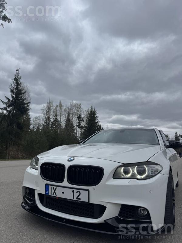 White BMW 520 2011 in Madona, with an engine capacity of 2.00 L and mileage of 397 thousand km for 9700 €, photo 2 on AUTOMOTO.COM.LV