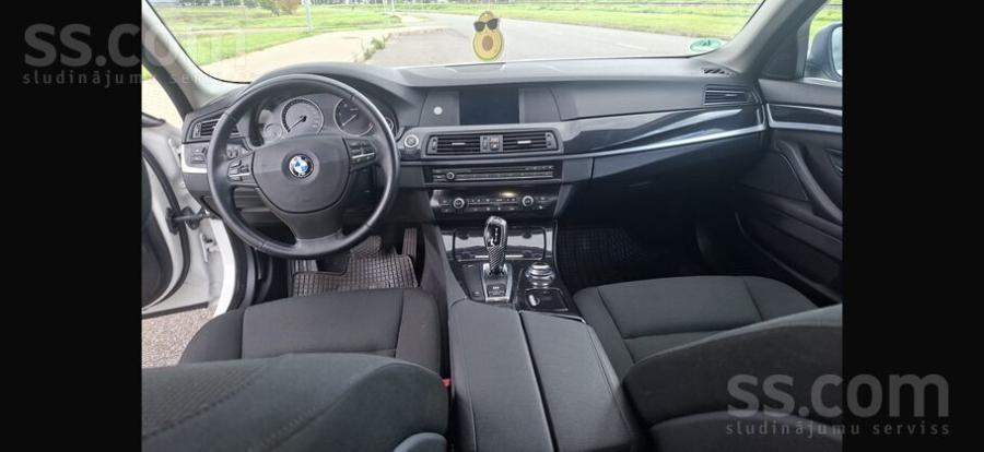 White BMW 520 2011 in Rezekne, with an engine capacity of 2.00 L and mileage of 310 thousand km for 8400 €, photo 5 on AUTOMOTO.COM.LV